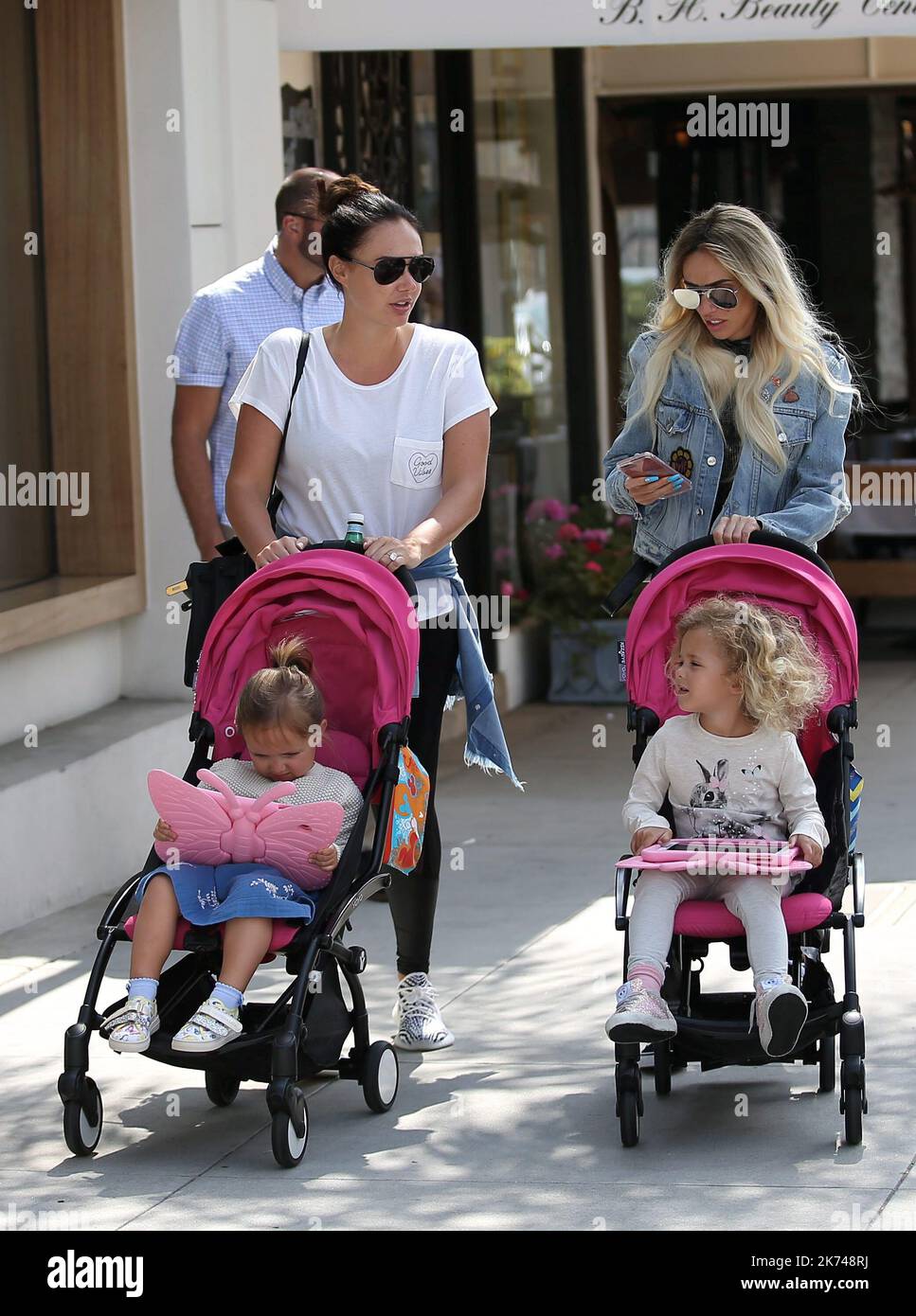 Petra ecclestone and tamara ecclestone hi-res stock photography and ...