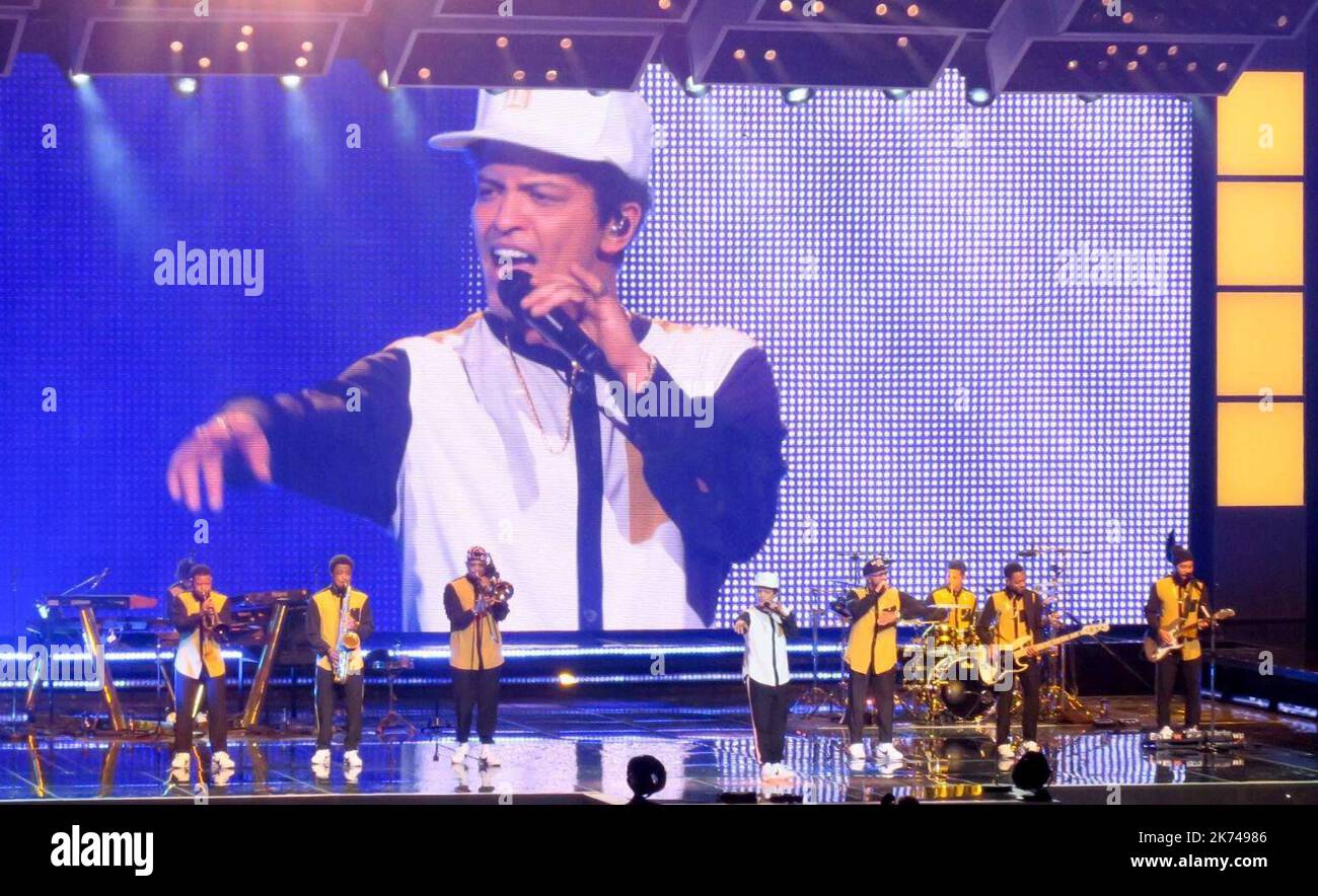 Bruno Mars in concert during his 24K Magic Tour in Paris, France Stock ...