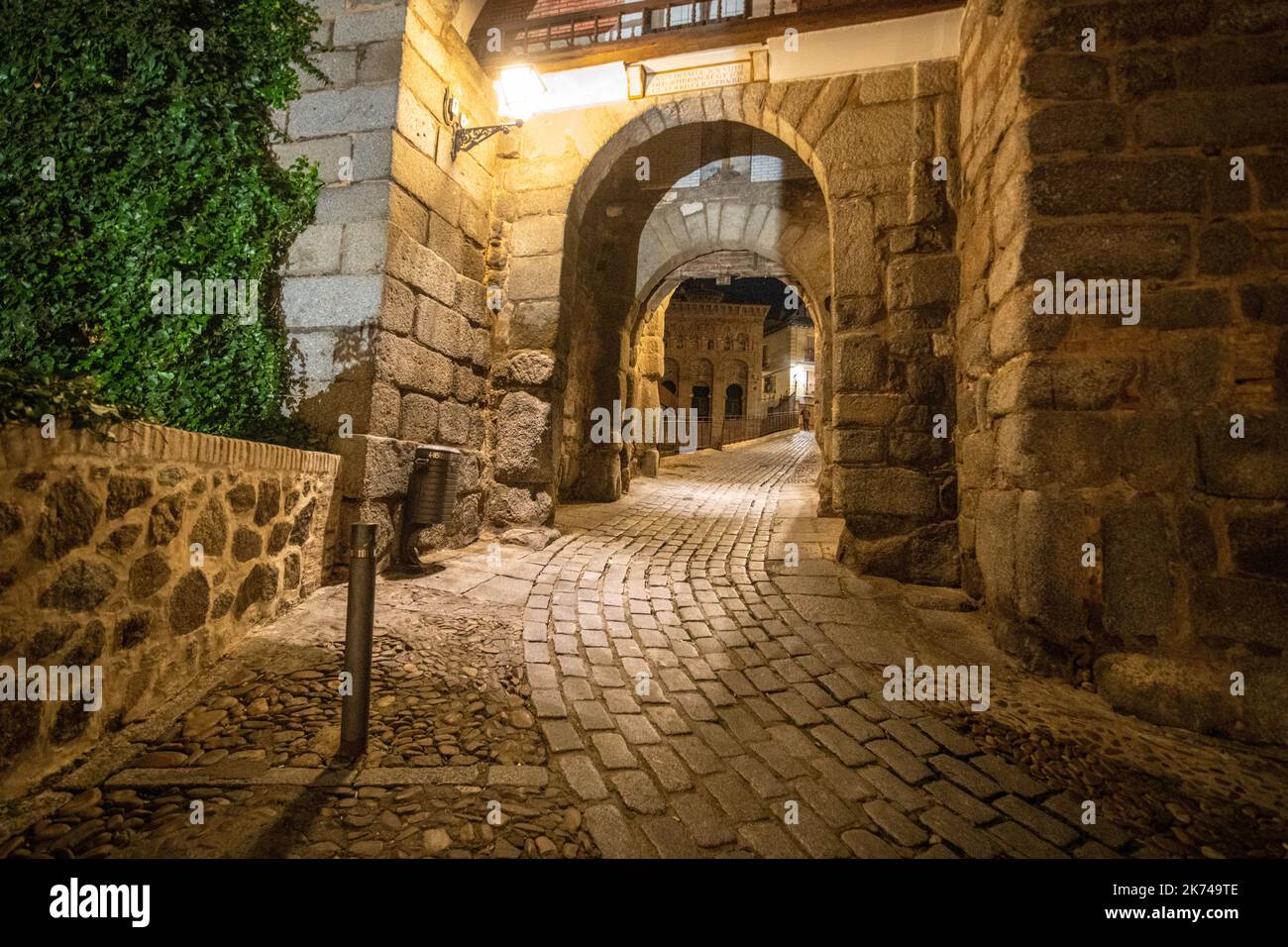 Entrance to toledo hi-res stock photography and images - Alamy