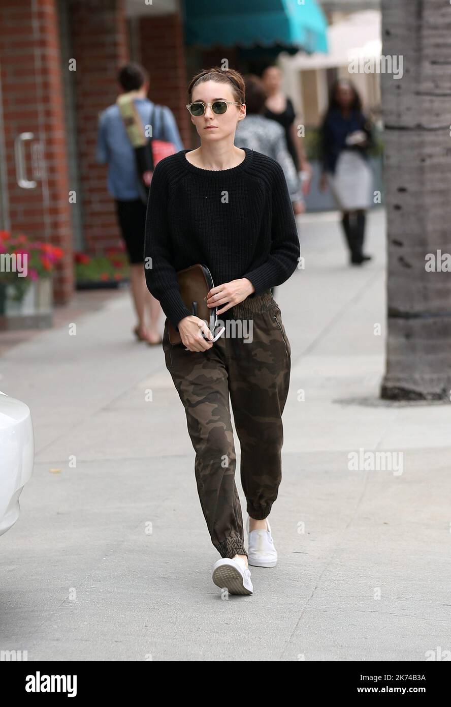 Rooney mara 2017 hi-res stock photography and images - Alamy