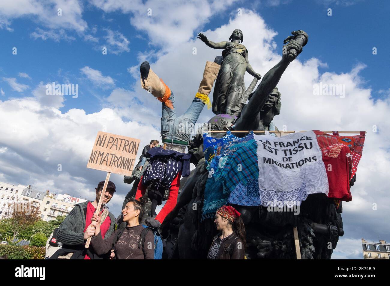 May day protest turn violent in the streets of paris Stock Photo - Alamy
