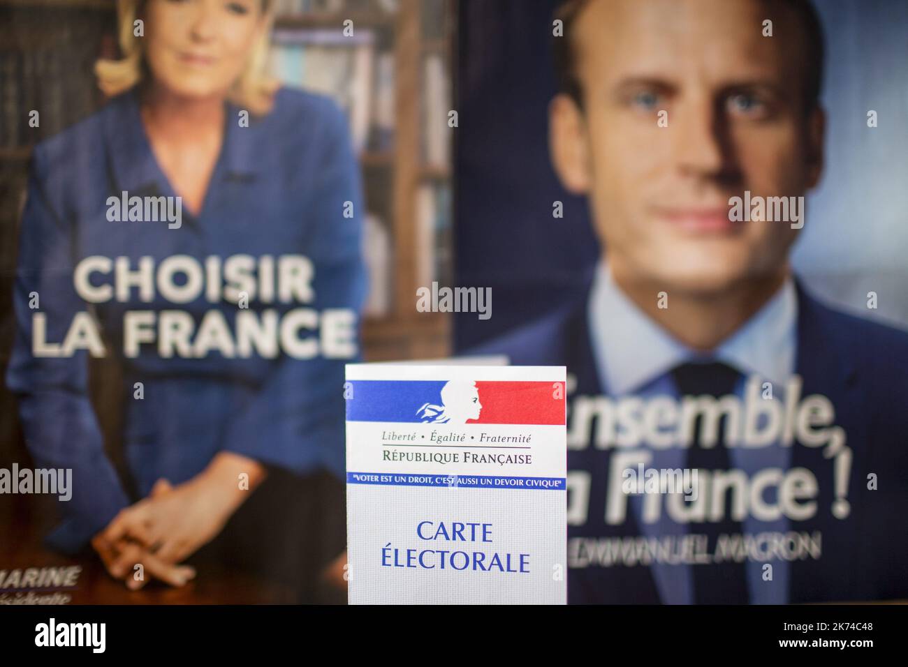 Campaign posters of candidates hi-res stock photography and images - Alamy