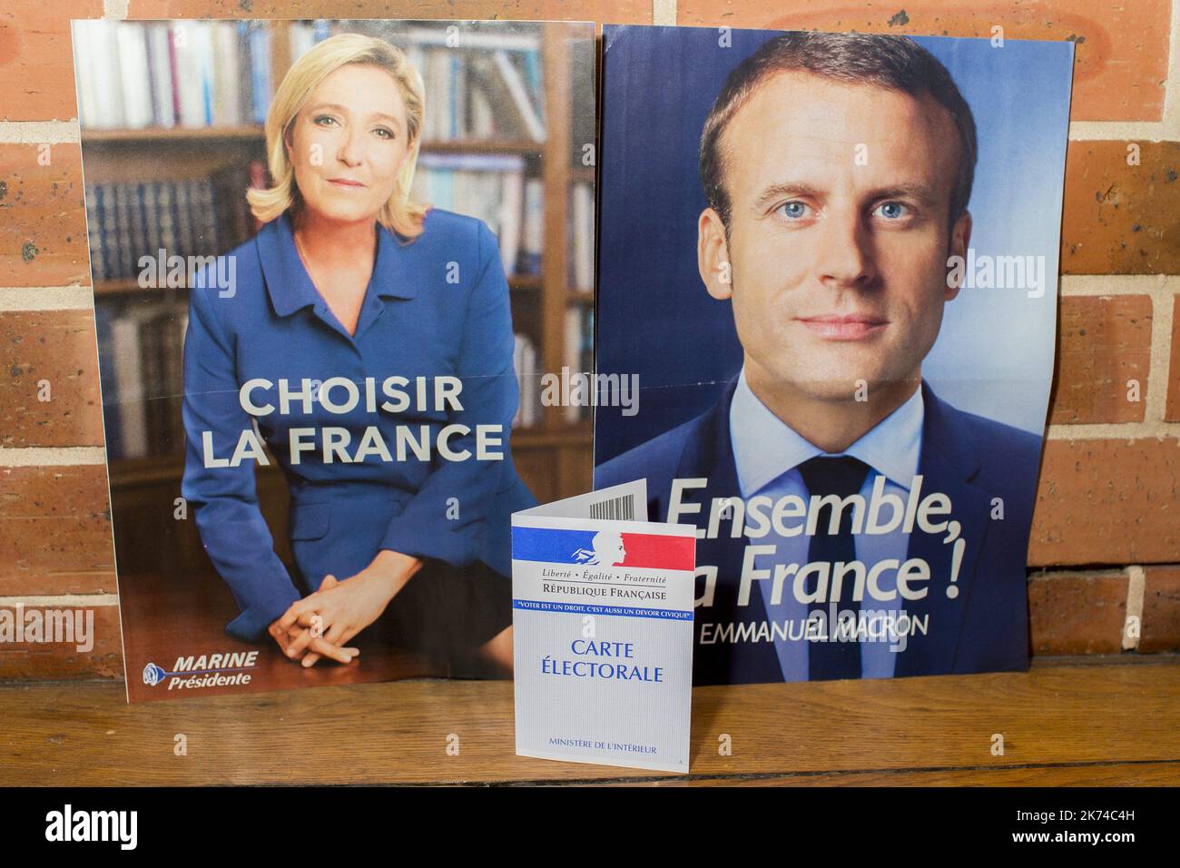 Campaign posters of candidates hi-res stock photography and images - Alamy