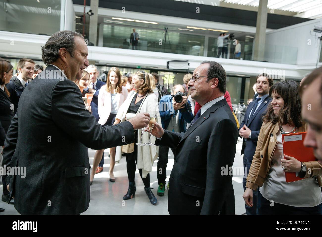 Francois Holland Visits The Inaugural Workshop Of The Future Premises ...