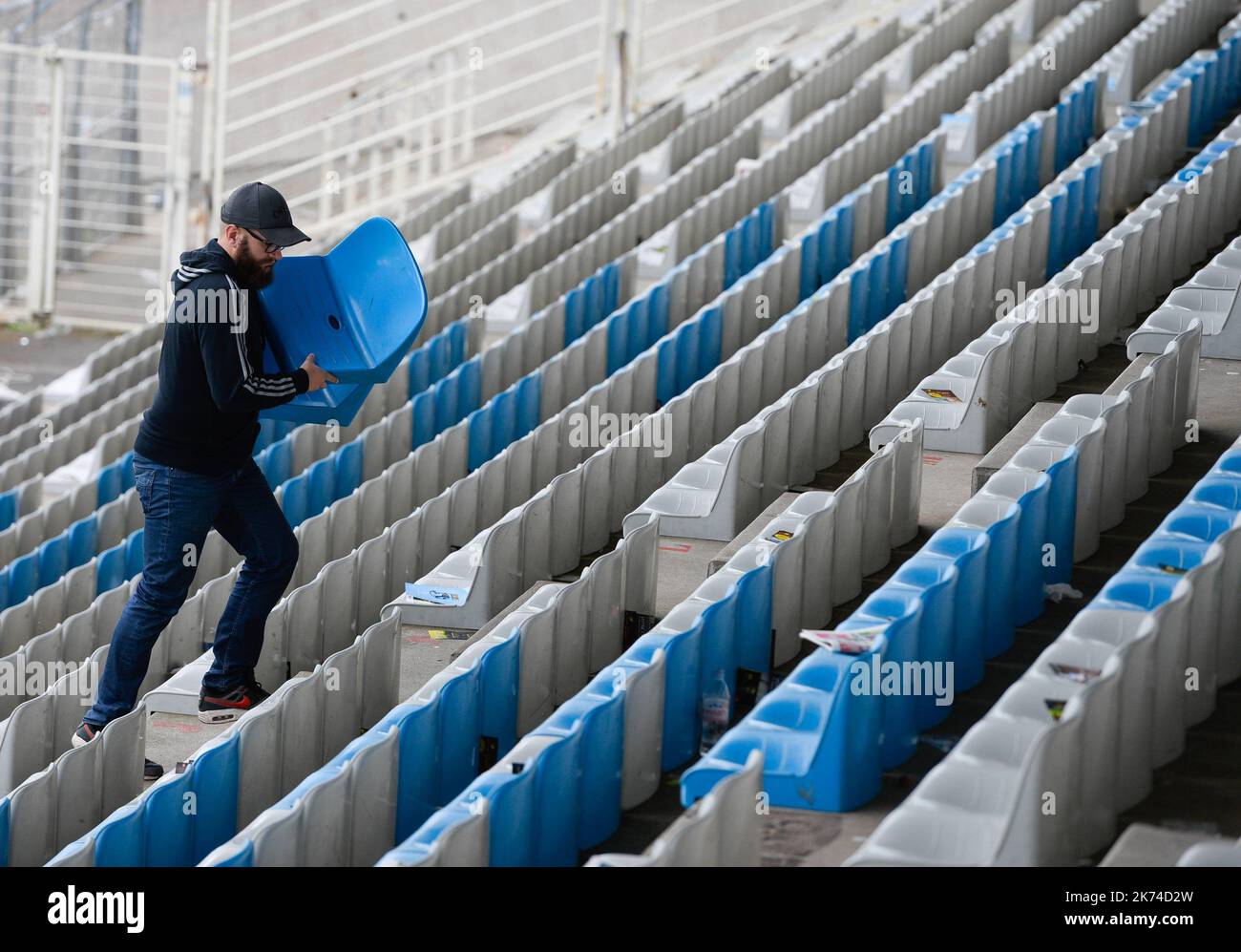 Before the renovation works, suscribers of Nantes Soccer club are ...