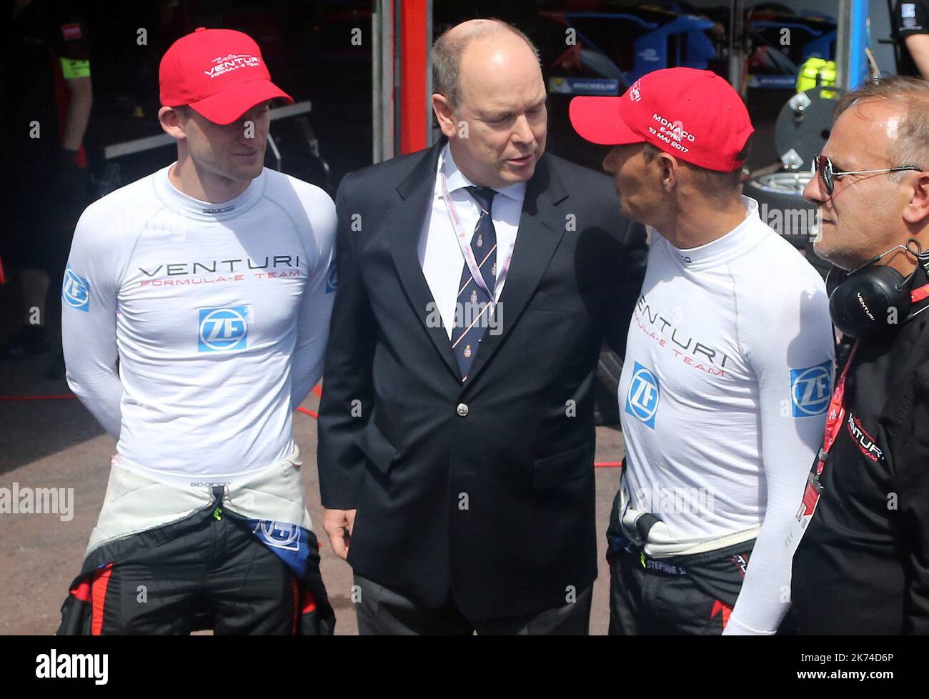 S.A.S Le Prince Albert II et les 2 pilotes de Venturi SARRAZIN ET ENGEL ...