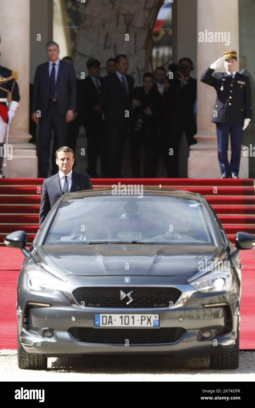 France First Lady Brigitte Macron. Outgoing President Francois Hollande ...