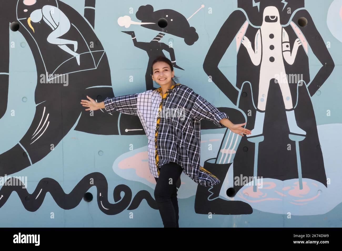 Anna Fan Lai-wah, producer and performer of Storytime on The Amazing ...