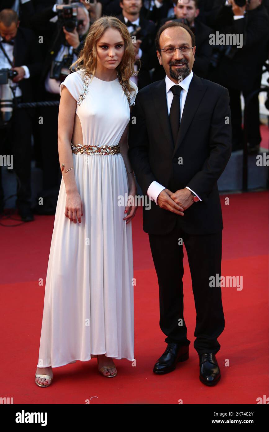 Lily rose depp red carpet hi-res stock photography and images - Alamy