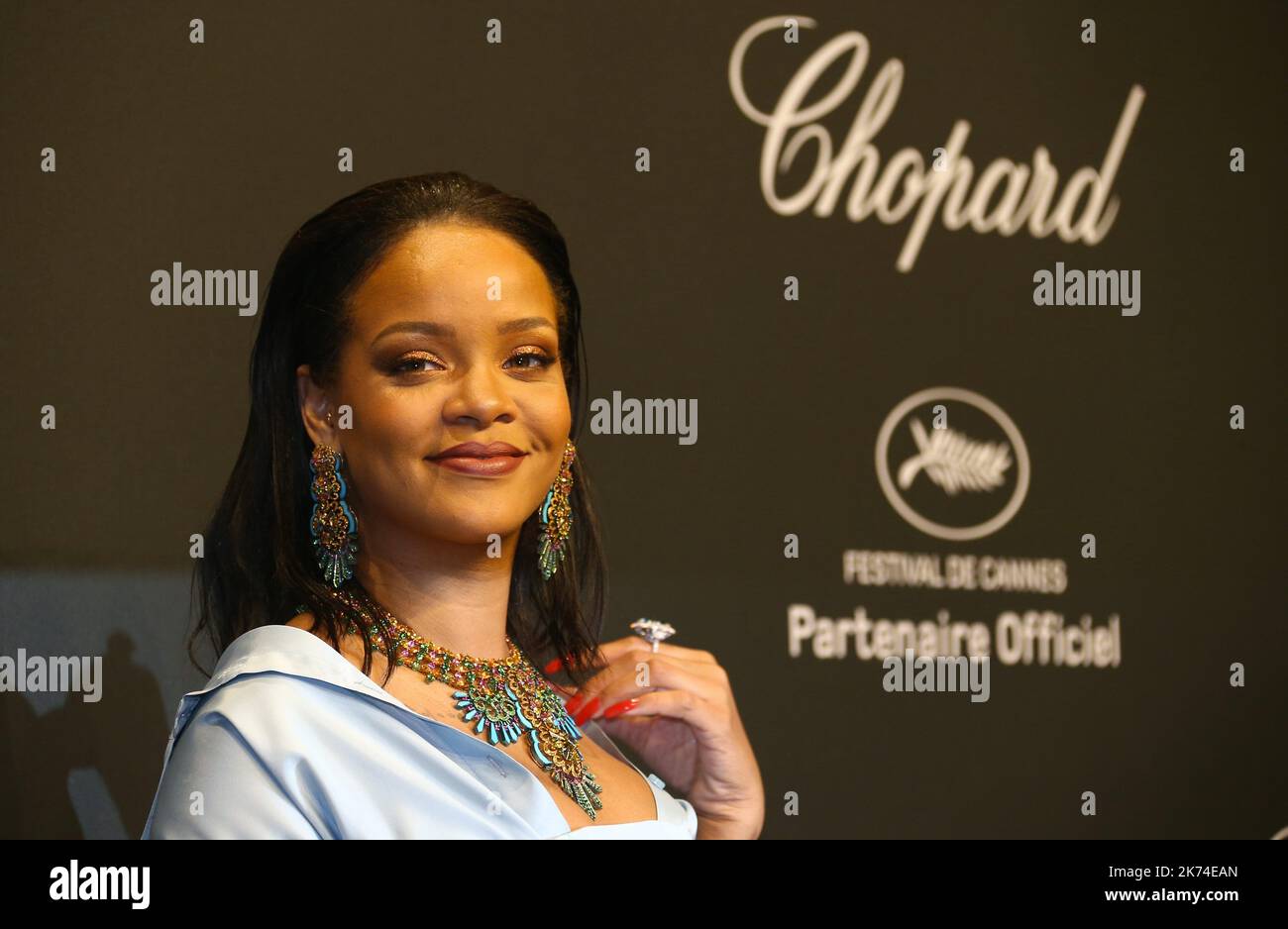 La chanteuse Rihanna arrive à la Space Party de Chopard sur le port ...