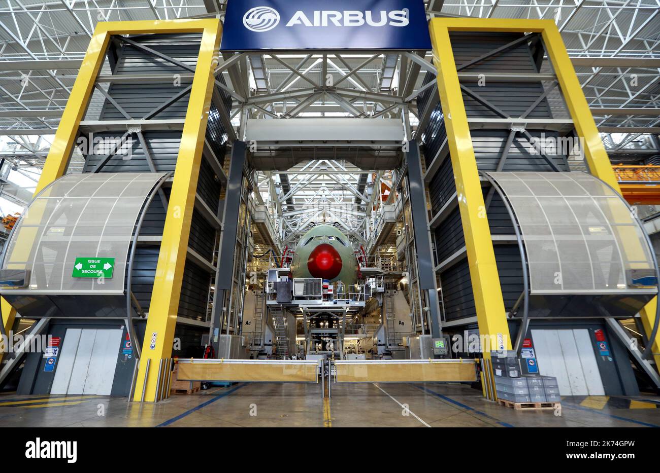 Before arriving in Nice in July 2017 for the company emirates - flight ...