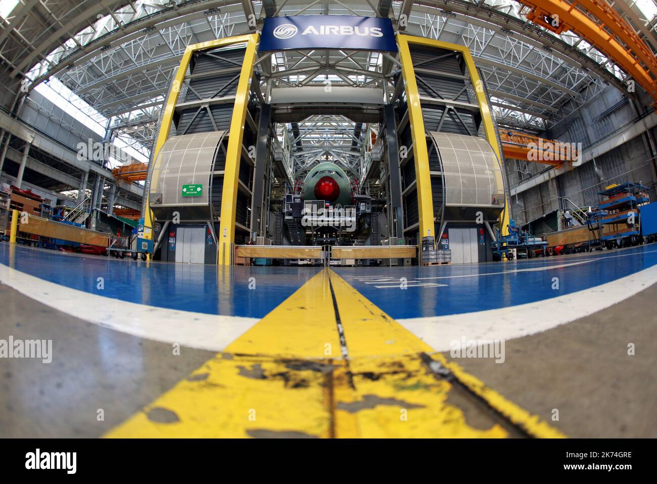 Before arriving in Nice in July 2017 for the company emirates - flight ...