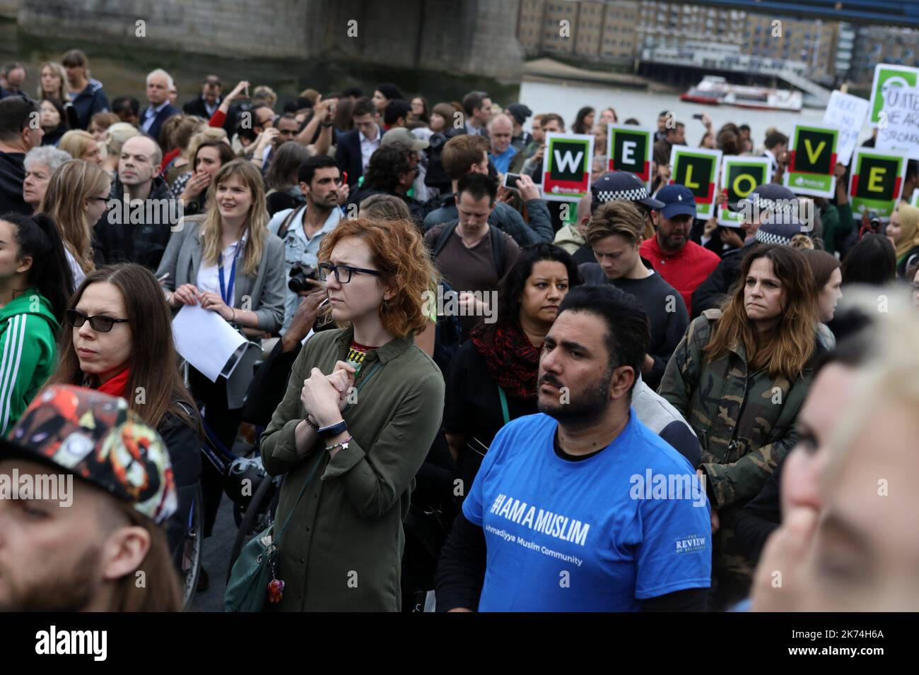 People honour the London Bridge terror attack victims Stock Photo - Alamy