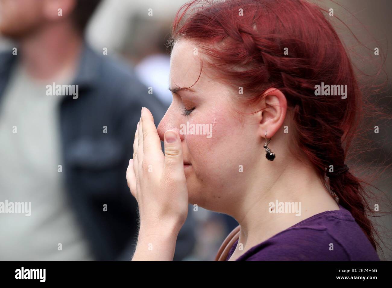 People honour the London Bridge terror attack victims Stock Photo - Alamy