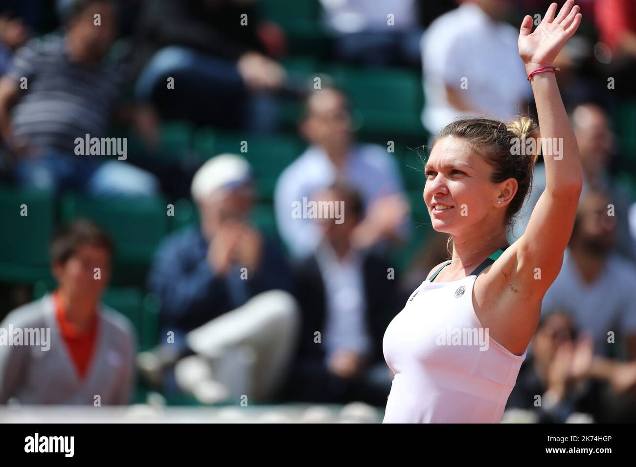 SIMONA HALEP (EN BLANC) vs ELINA SVITOLINA during the Quater-Final ...
