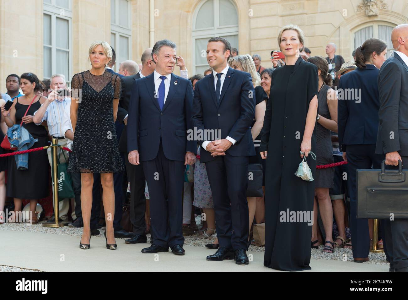 Brigitte Macron, Juan Manuel Santos, Emmanuel Macron and Maria ...