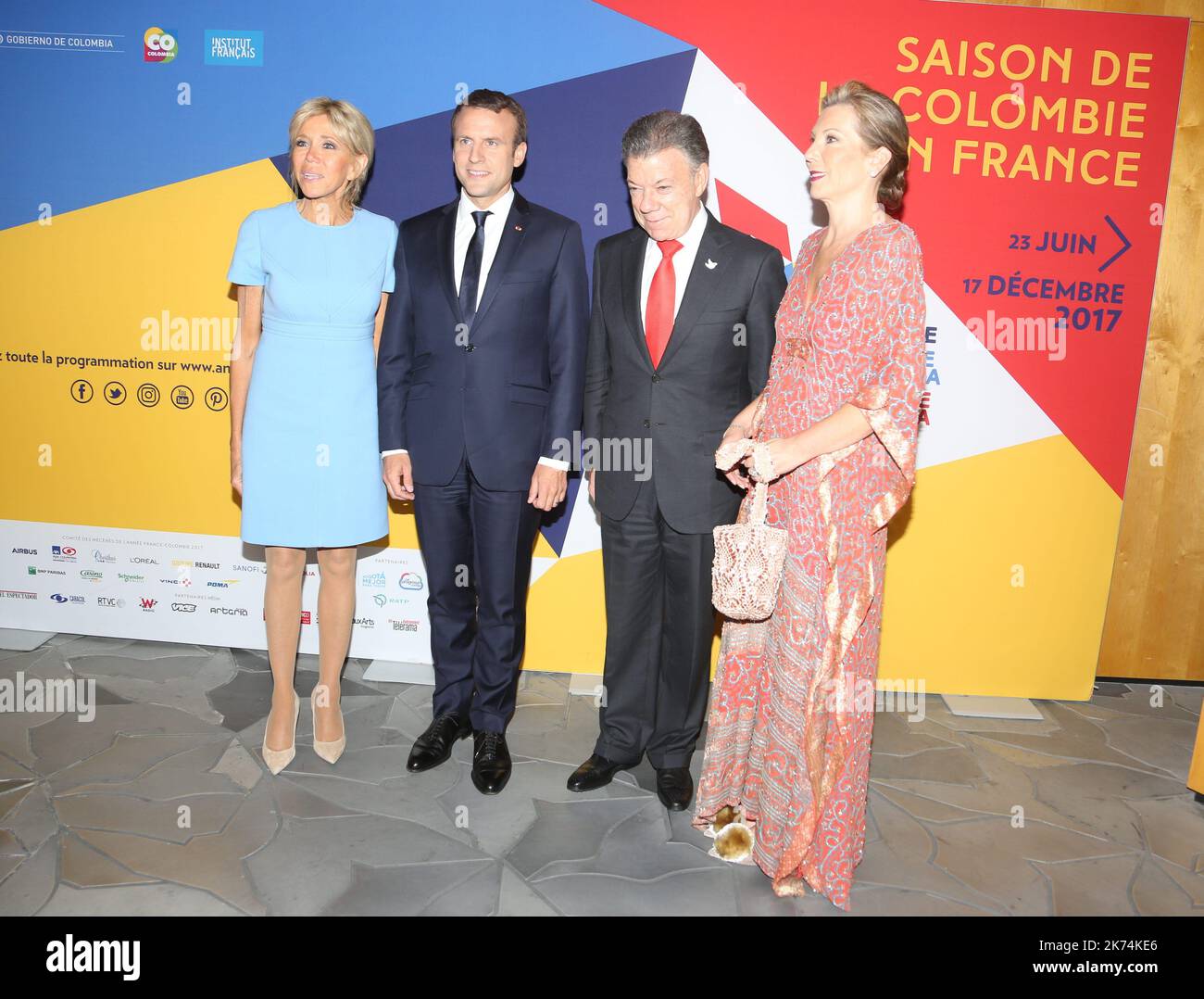 Brigitte Macron and France's President Emmanuel Macron welcome Colombia ...