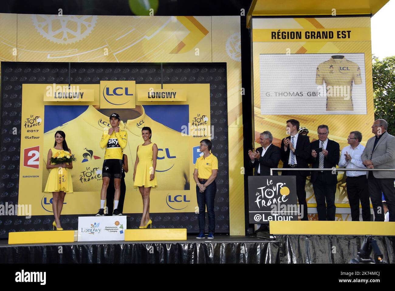 Thomas GERAINT conserve son maillot Jaune. PHOTO Alexandre MARCHI Stock ...