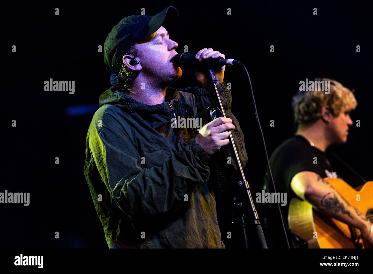 Australian three piece rock band hi-res stock photography and images ...