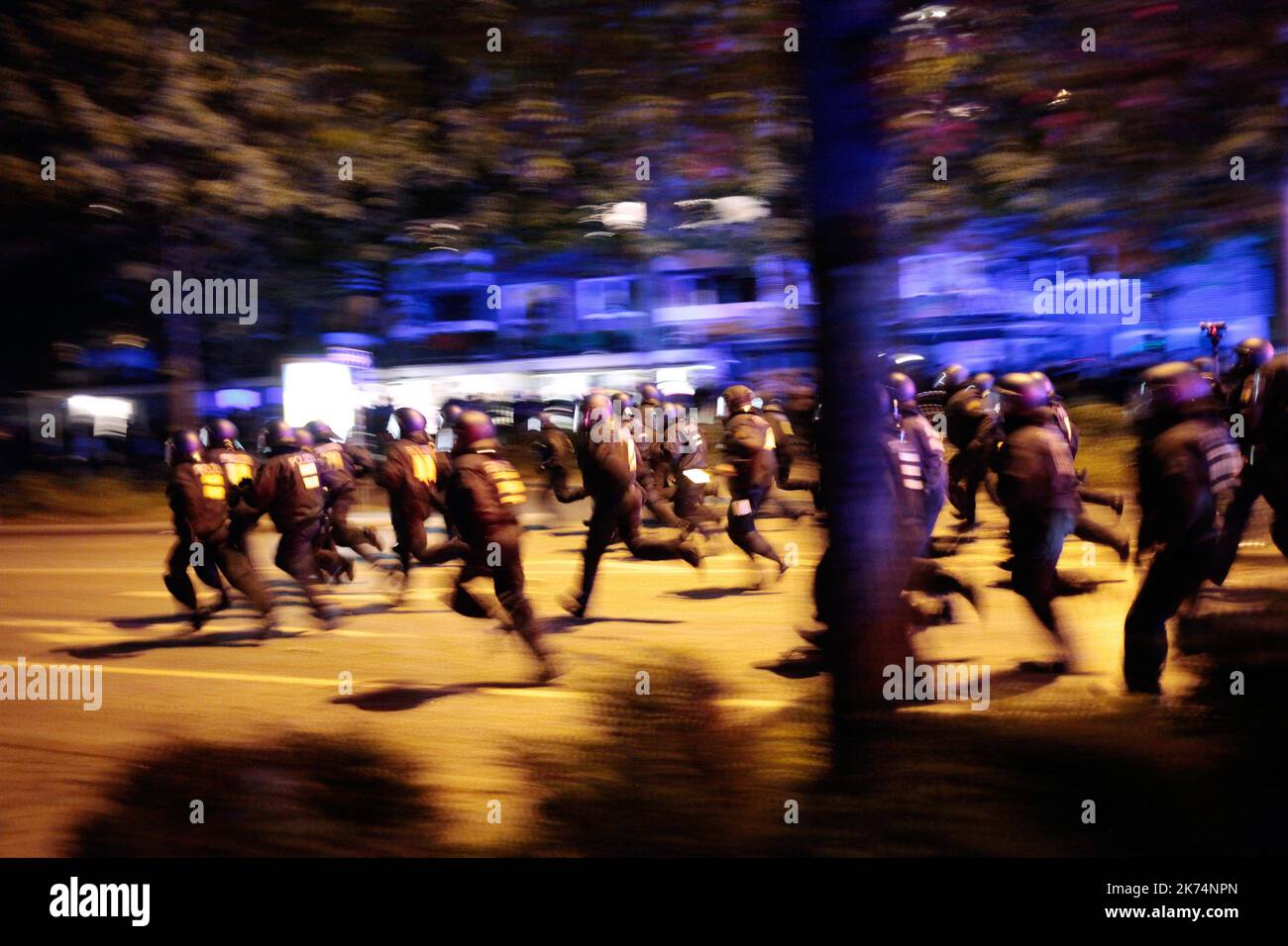Lordre heurts g20 hamburg g20 forces de lordre hi-res stock photography ...