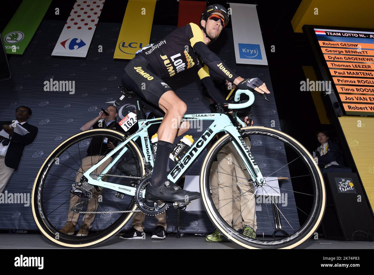 George bennett hi-res stock photography and images - Alamy