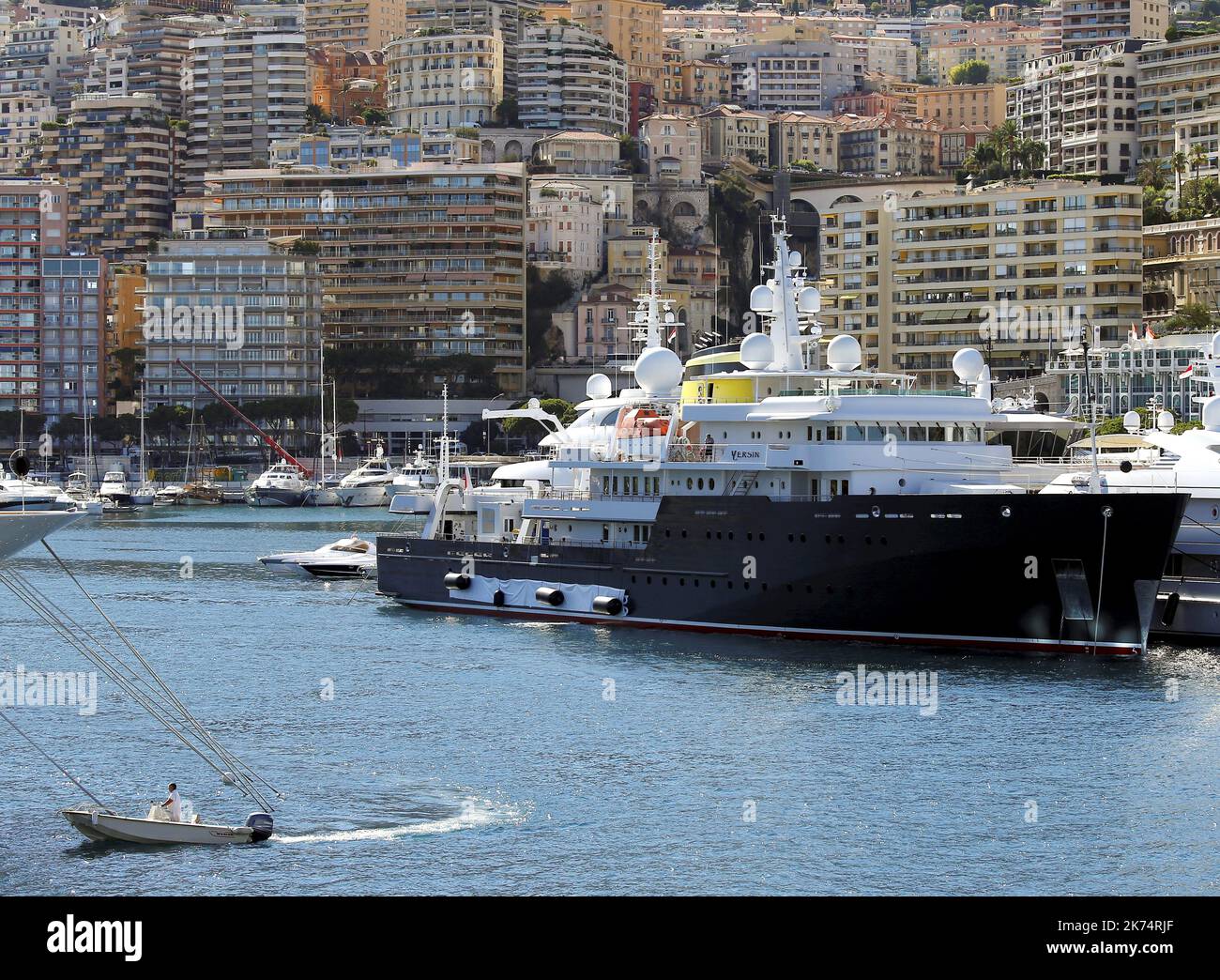 Yersin is a 77m luxury expedition mega yacht built in 2015 by Piriou ...
