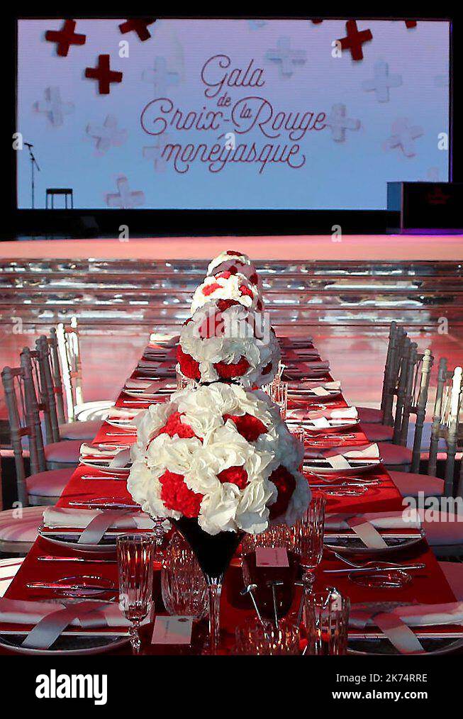 Monaco red cross hi-res stock photography and images - Alamy