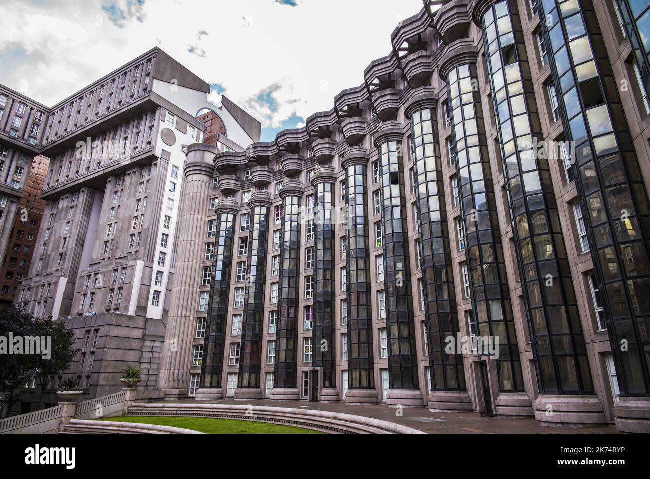 Ricardo bofill paris espaces hi-res stock photography and images - Alamy