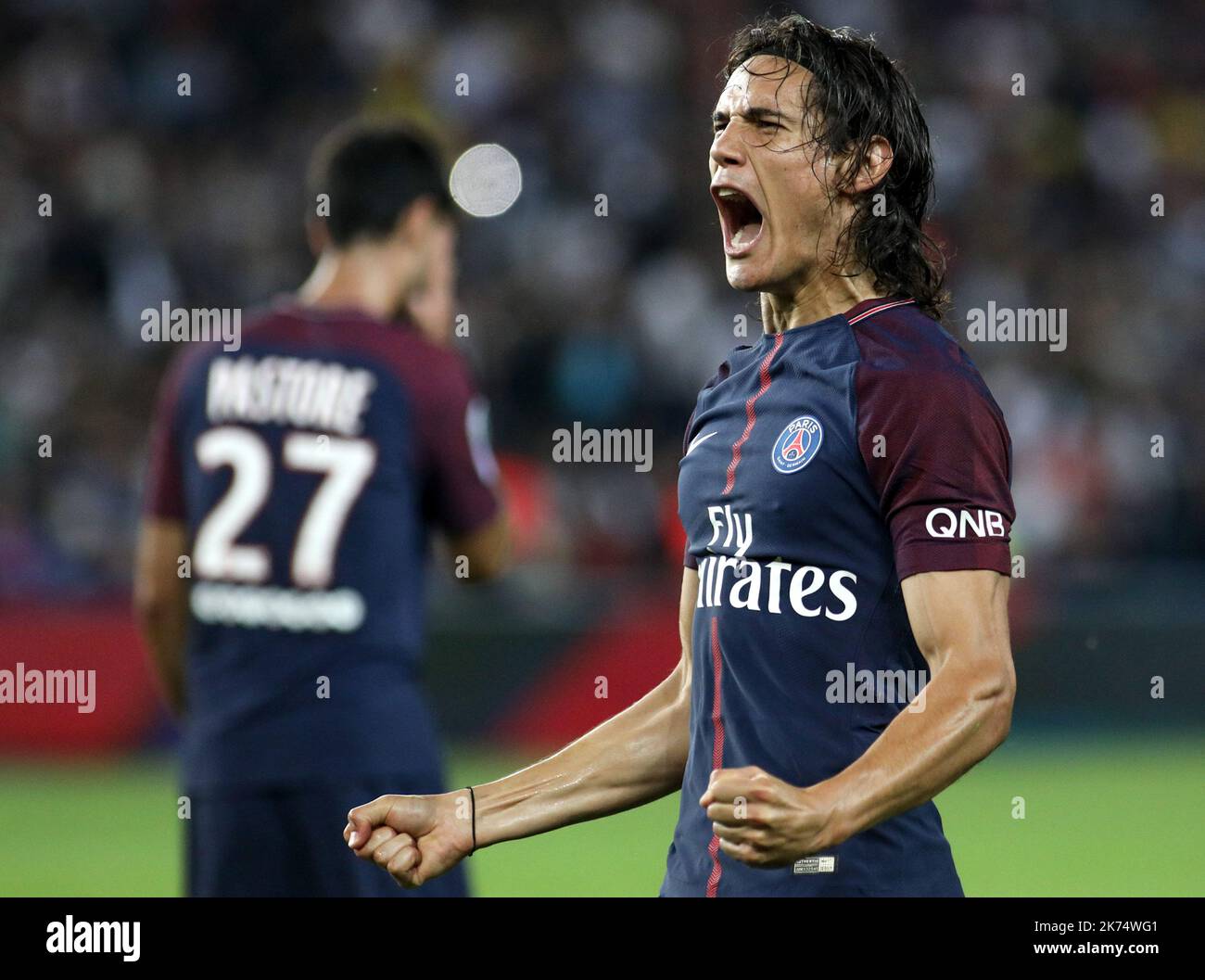 Edinson cavani psg goal hi-res stock photography and images - Alamy