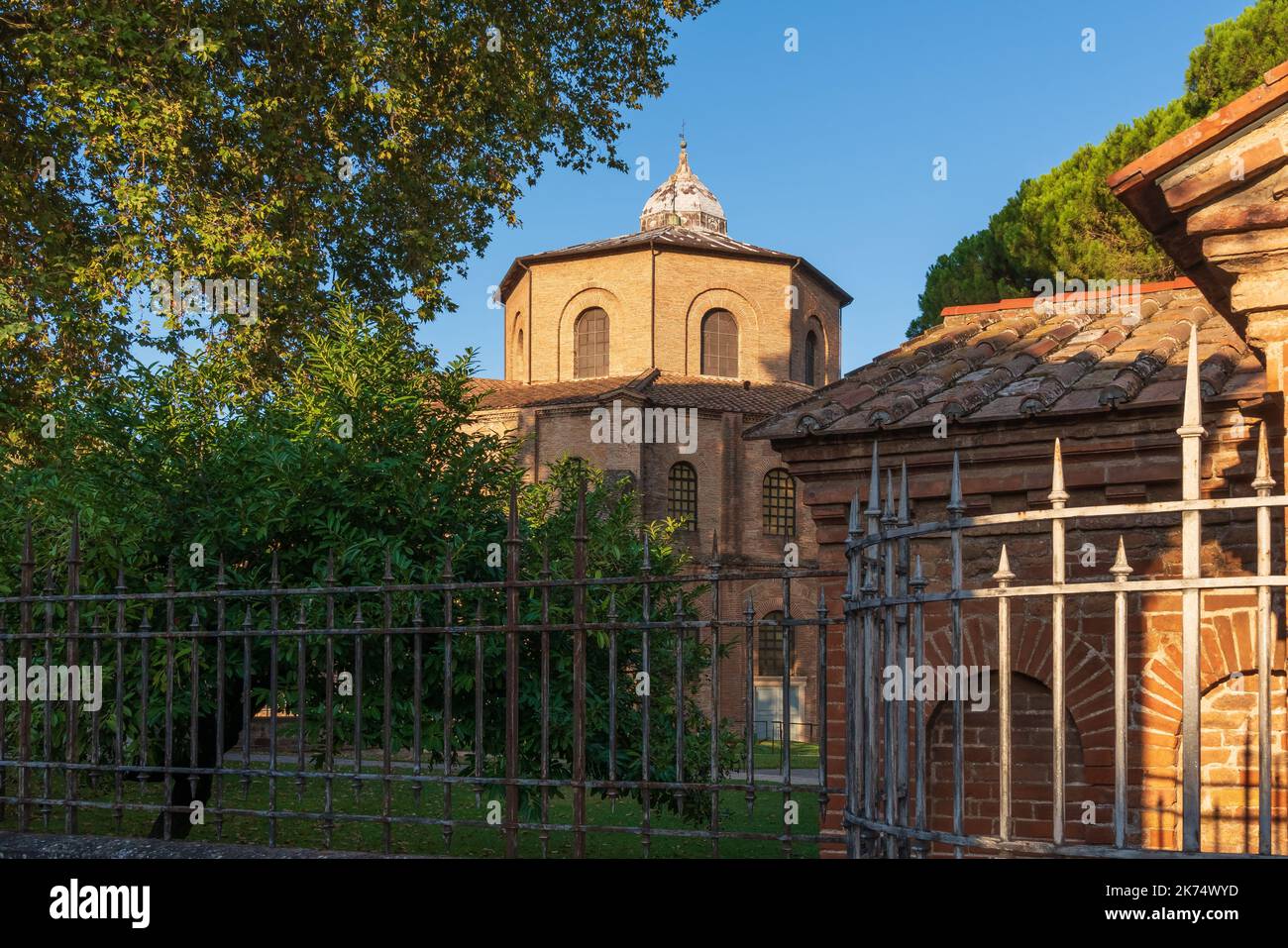 Basilica di San Vitale, one of the most important examples of early ...
