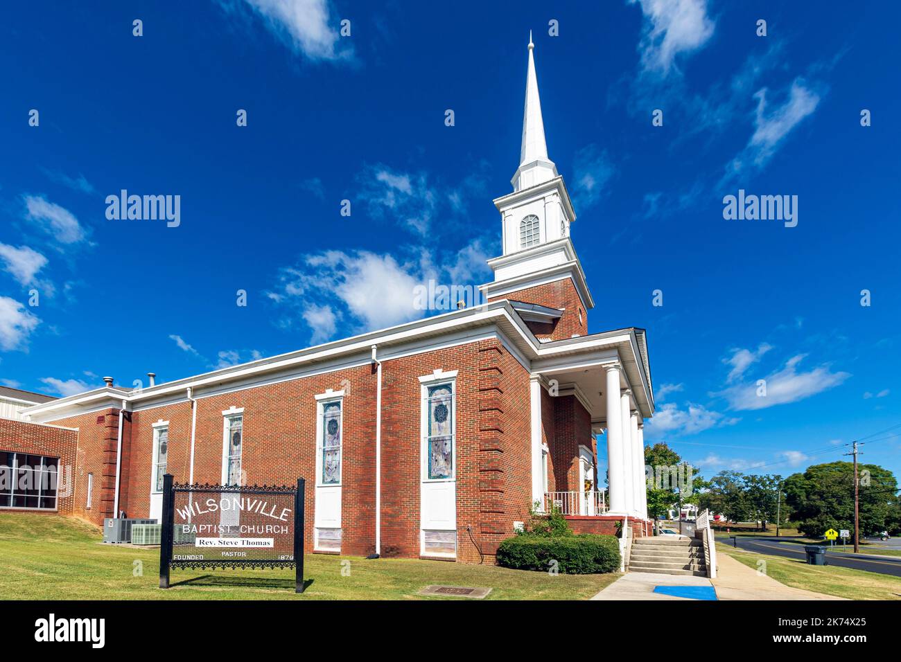 Wilsonville baptist church hi-res stock photography and images - Alamy