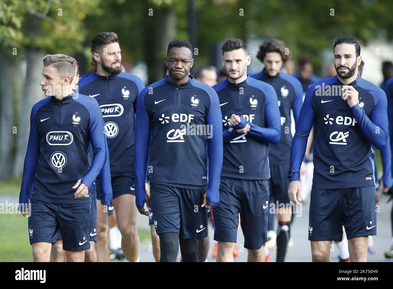International football team training hi-res stock photography and ...