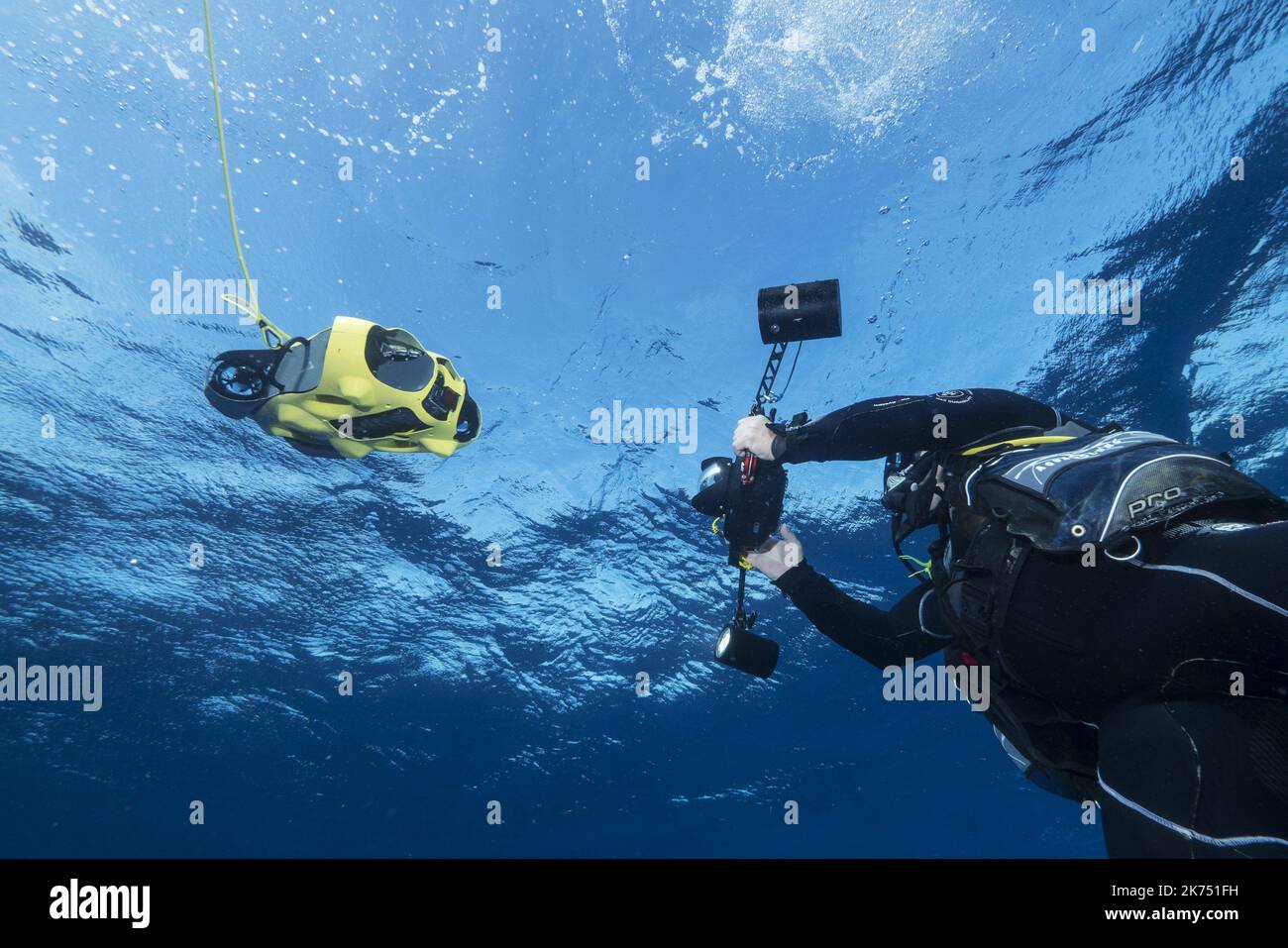 iBubble is the first autonomous underwater drone filming recreational ...