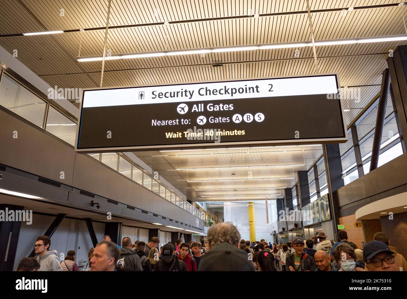 Security lines hi-res stock photography and images - Alamy