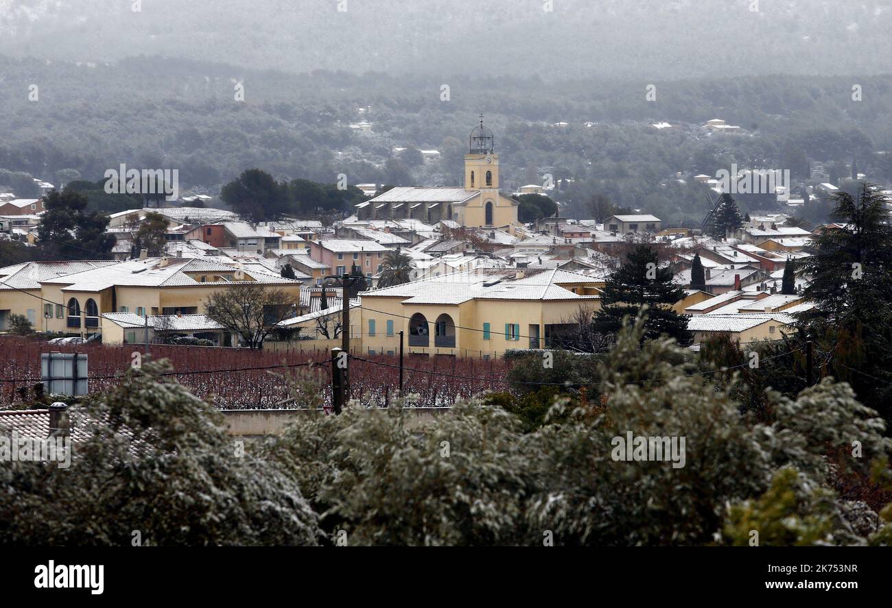 Snow in south eastern France, on december 2nd, 2017 Stock Photo - Alamy