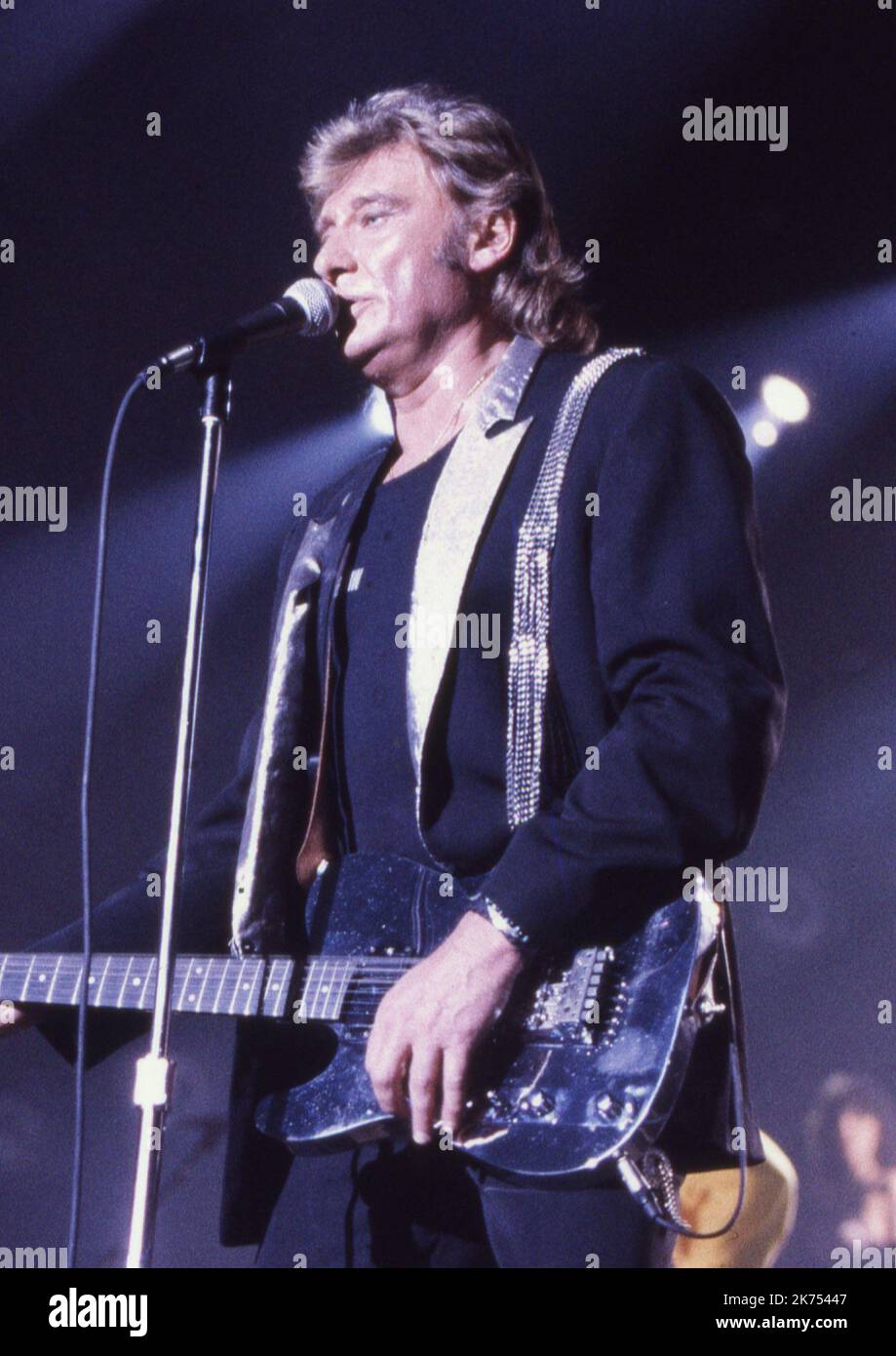 TOULON - HALLYDAY JOHNNY / TOULON 1994 AT THE ZENITH FILES - Johhny ...