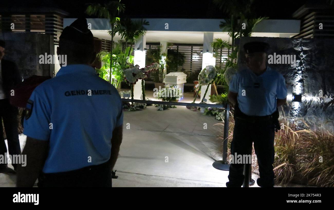 The residents of Saint-Barthélemy pay a last tribute to French music ...