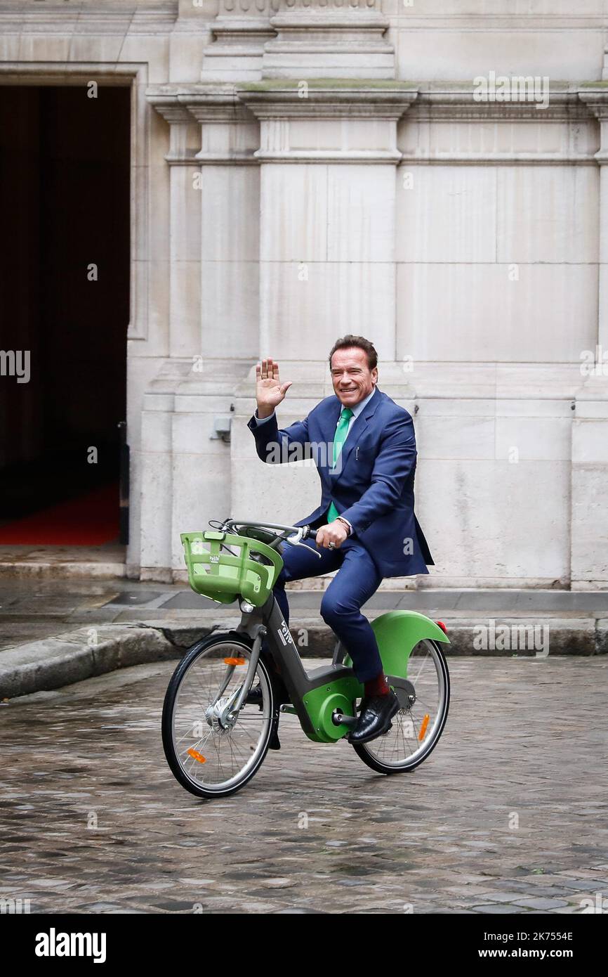 Mayor of Paris and C40 president receives R20 founder and former ...