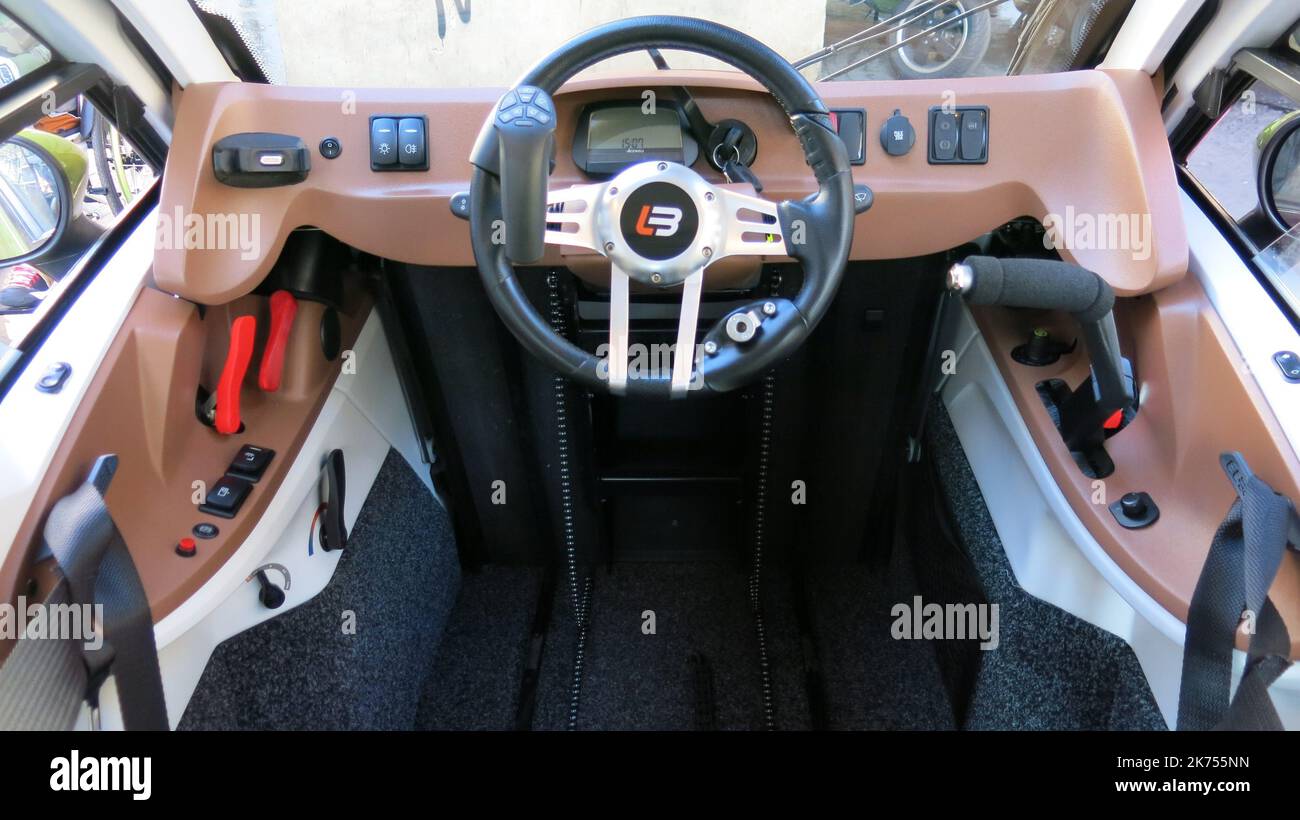 Elbee presents its new car for disabled people. People can stay in ...