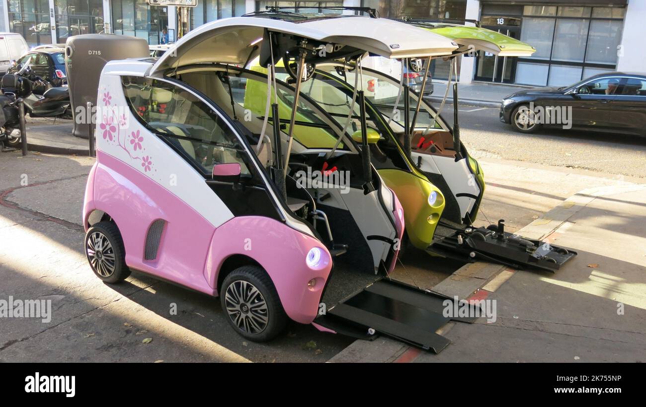 Elbee presents its new car for disabled people. People can stay in ...