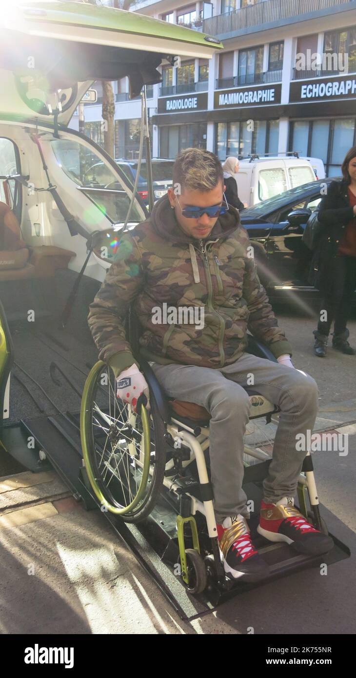 Elbee presents its new car for disabled people. People can stay in ...