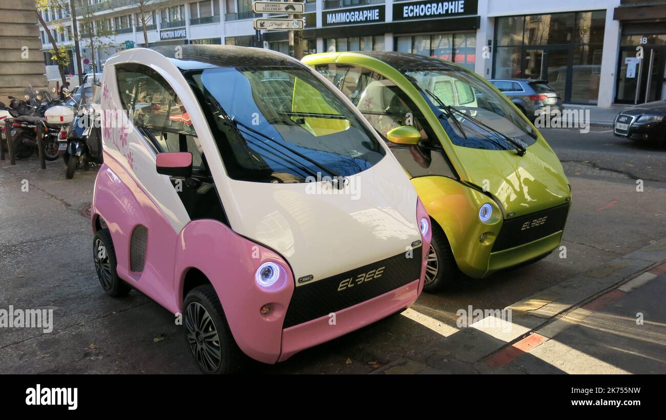 Elbee presents its new car for disabled people. People can stay in ...