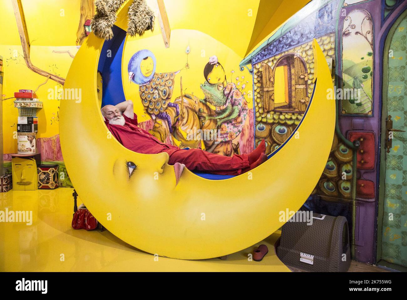 Vyacheslav Ivanovich 'Slava'€ Polunin PAR is a Russian performance ...