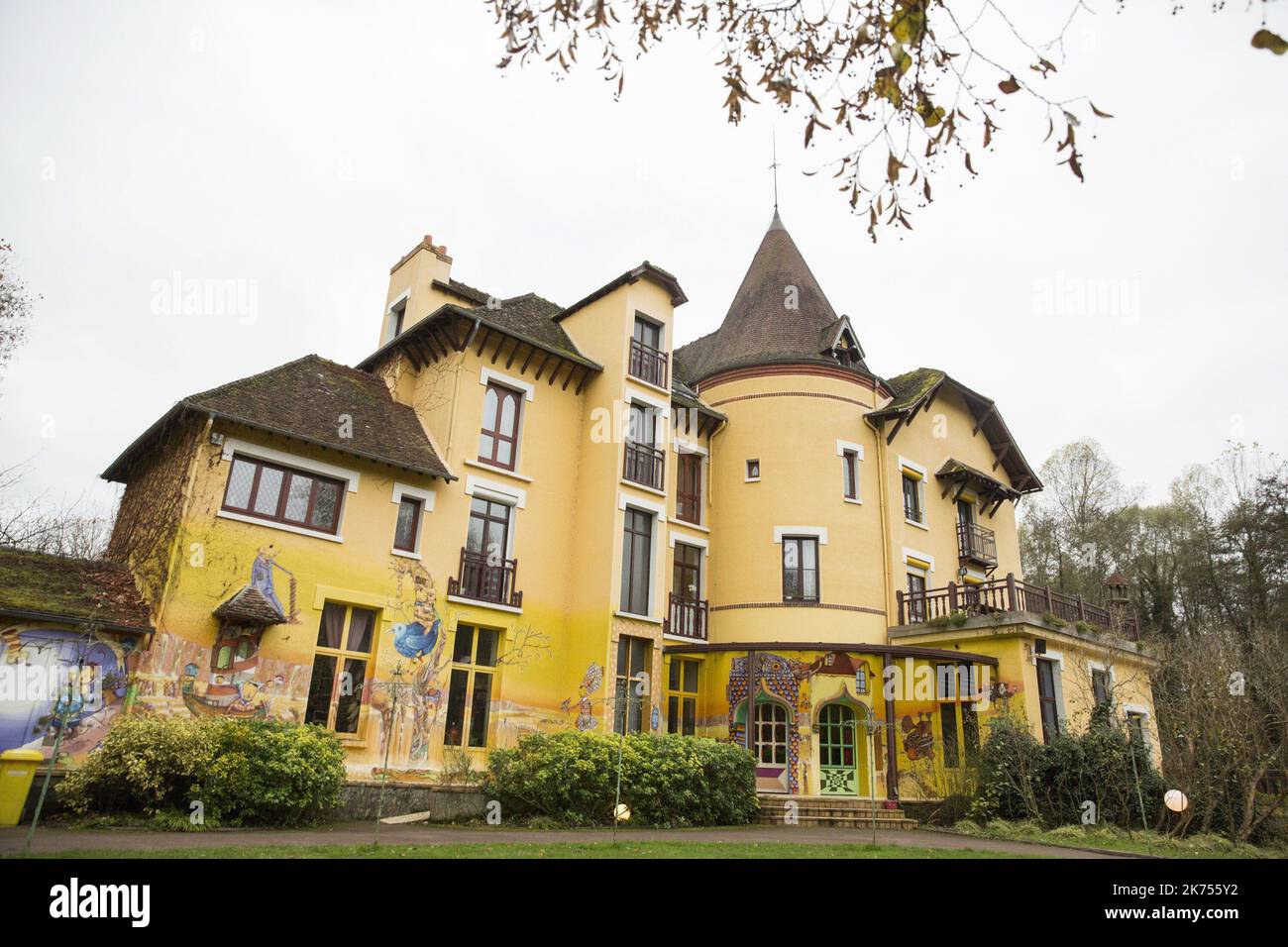 Vyacheslav Ivanovich 'Slava'€ Polunin PAR is a Russian performance ...