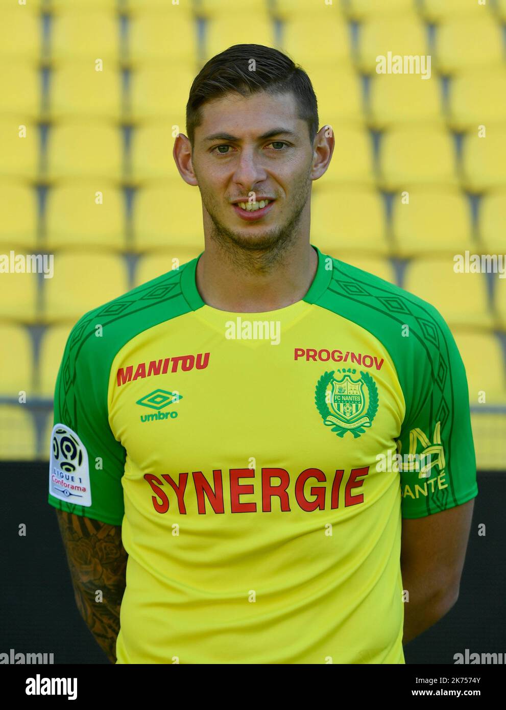 Emiliano sala head hi-res stock photography and images - Alamy