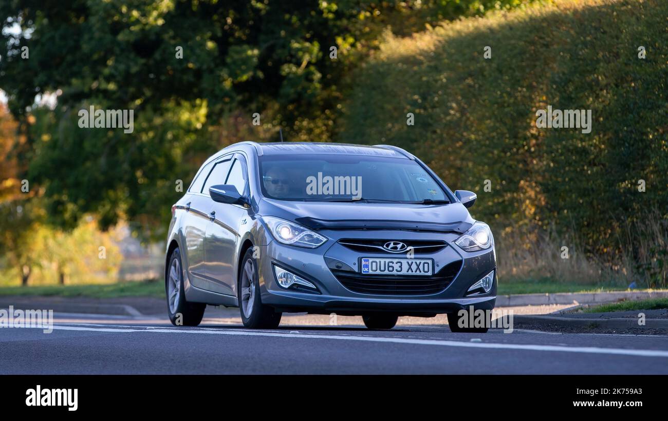 Hyundai wheels hi-res stock photography and images - Alamy