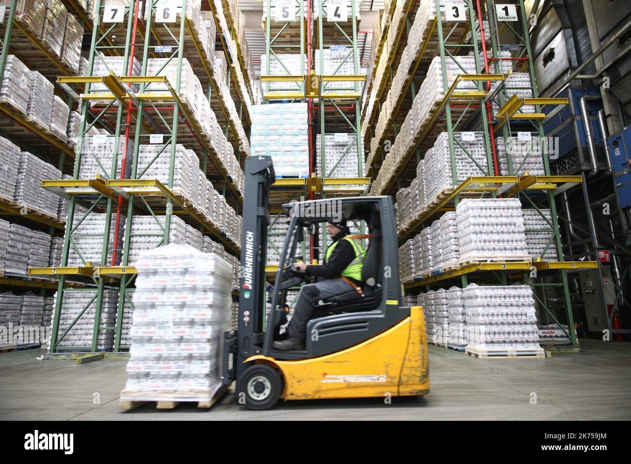 Ferrero factory hi-res stock photography and images - Alamy