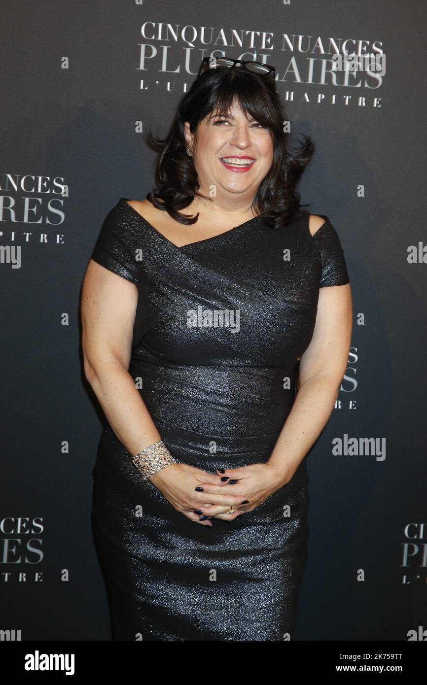 E.L. James attends 'Fifty Shades Freed - 50 Nuances Plus Claires ...