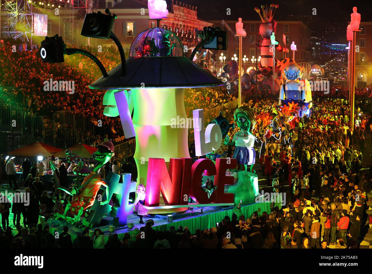 A view of floats during the Nice carnival 2018 Stock Photo - Alamy