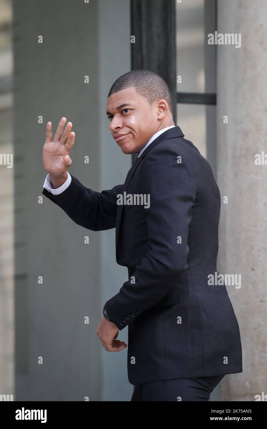 KYLIAN MBAPPE. French President receives Liberian President at the ...